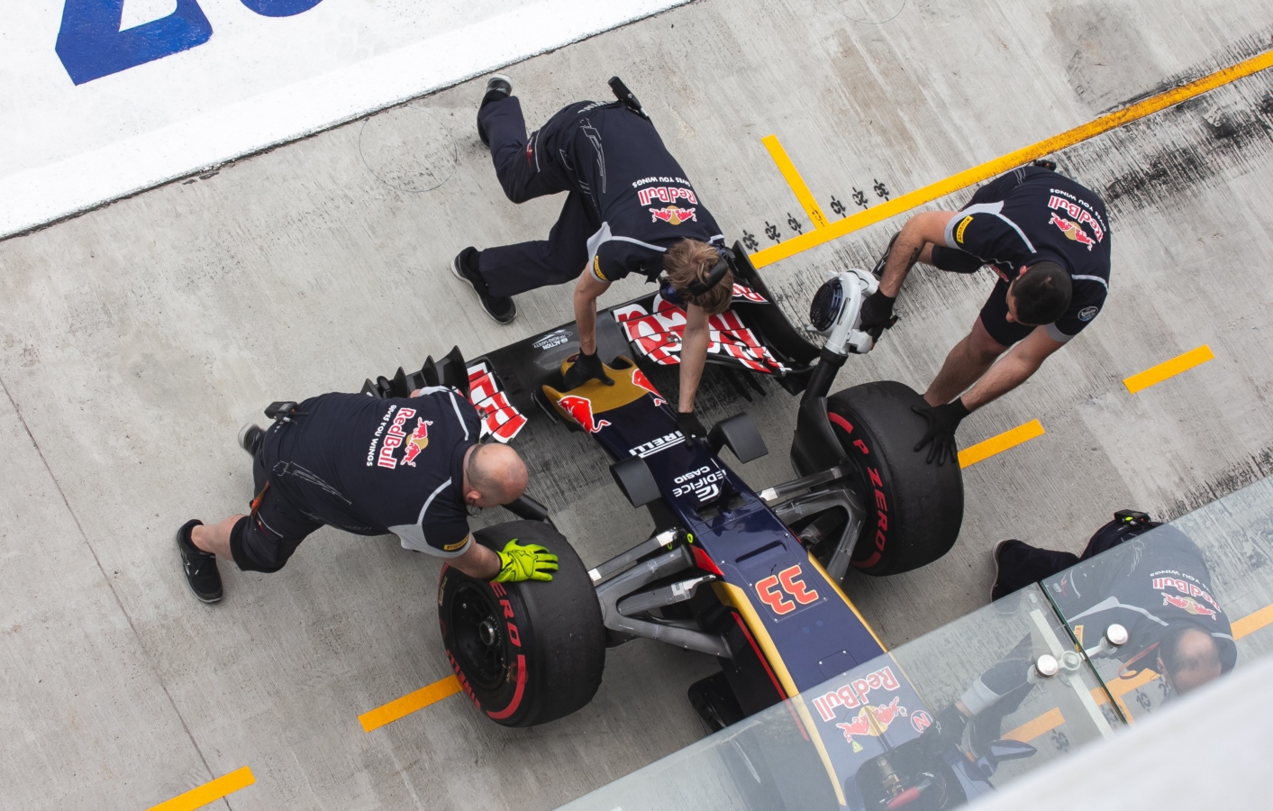 Wat betekenen de Formule 1 vlaggen? | Holland Vlaggen
